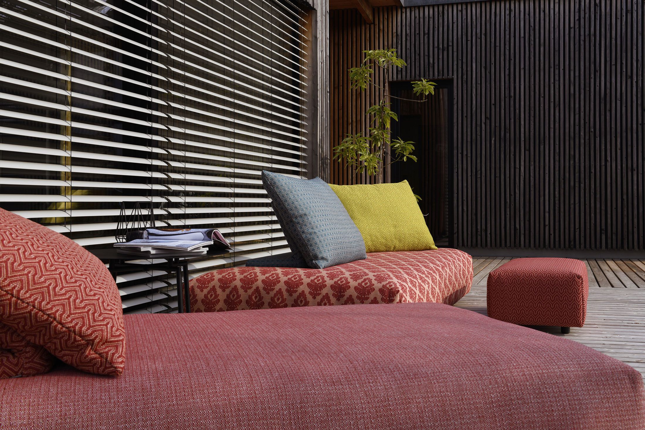 Bullfrog Design - Iwan Outdoor